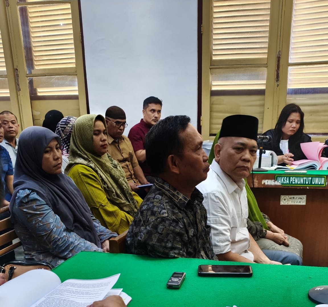 Dugaan Korupsi Dana BOS SMAN 16 Medan, Hakim Hadirkan Eks. Kadisdik ...